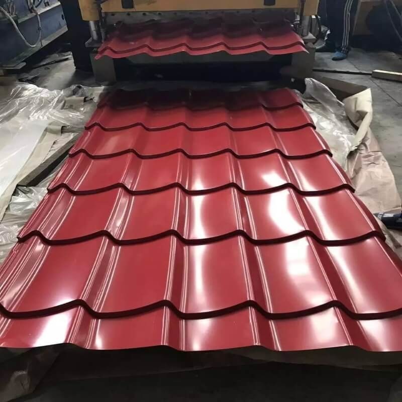 8-35 Micron Corrugated Color Coated Roofing Sheet Red Sheeting ASTM